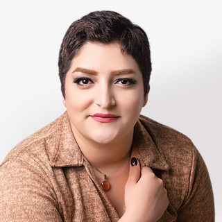 (Parinaz) 老師資料 | Engoo線上英文